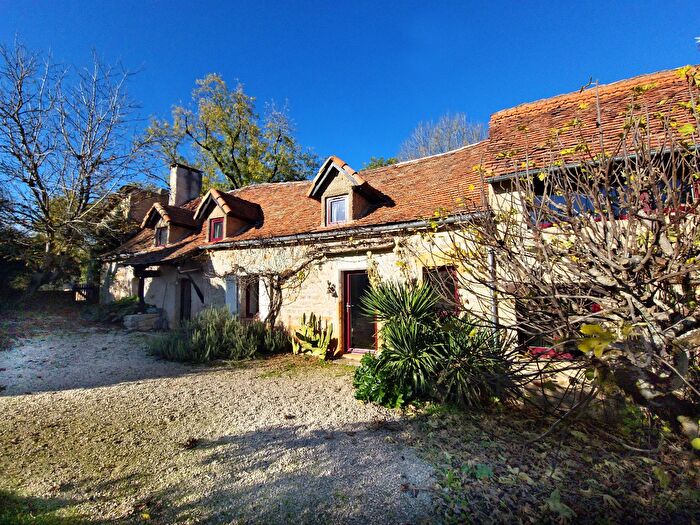 Maison à vendre - Caylus - 11 pièces - 6 chambres