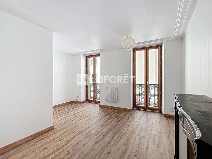 Appartement à louer - Centre Ville, Bourg-en-Bresse - 2 pièces
