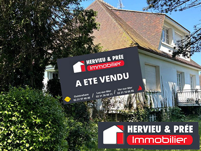 Maison à vendre - Lion-sur-Mer - 7 pièces - 5 chambres