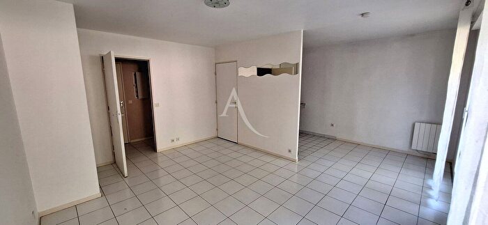 Appartement 1 pièce à louer - Les Antes, Rungis