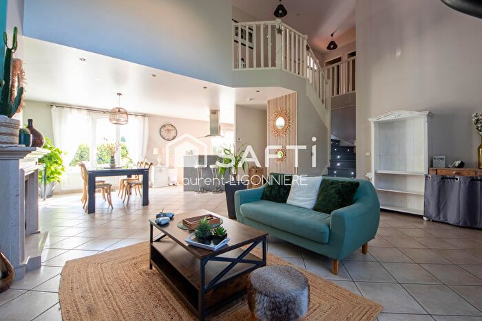 Maison à vendre - Servon - 6 pièces - 5 chambres