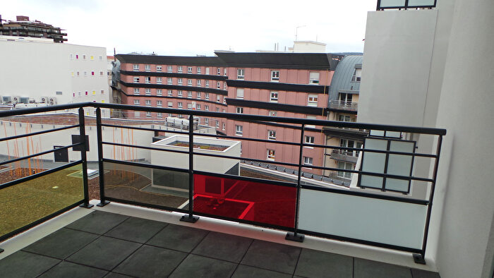 Appartement à louer - Clermont-Ferrand, Jaude, Fontgiève Saint-Alyre - 3 pièces - 2 chambres
