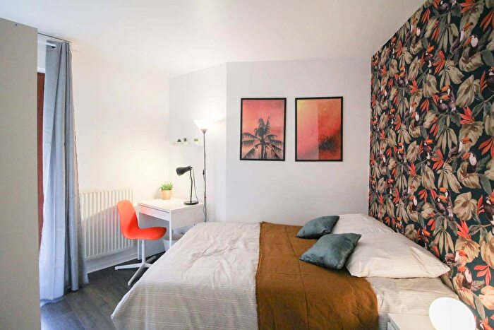 Appartement 1 pièce à louer - Rueil sur Seine-Plaine-Gare, Rueil-Malmaison