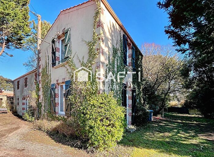 Maison à vendre - Château-dOlonne, La Maisonnette, Le Fléchoux - 8 pièces - 4 chambres