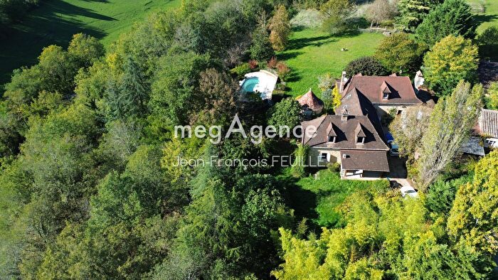 Maison à vendre - Lalinde - 11 pièces - 6 chambres