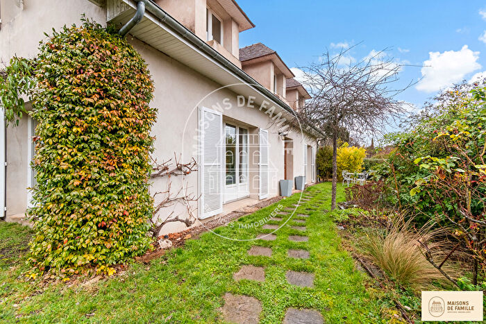 Marly-le-Roi, Grandes Terres, Vergers, Vauillons : Maison 9 pièces à vendre