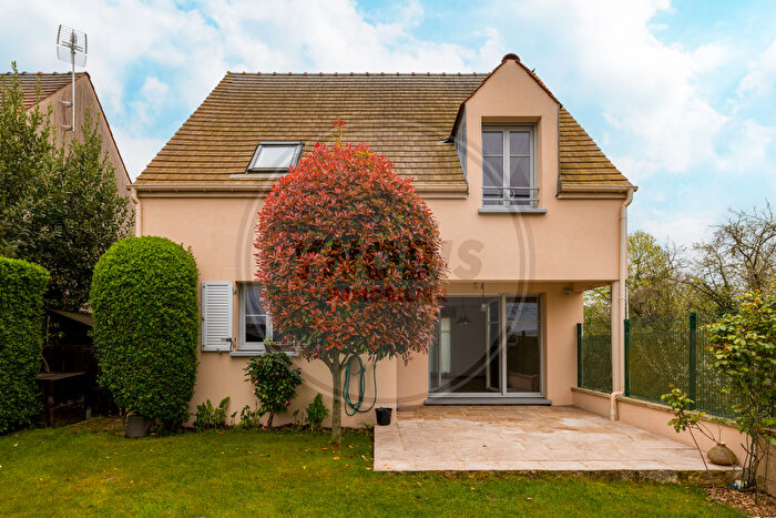 Ecquevilly : Maison 5 pièces à vendre