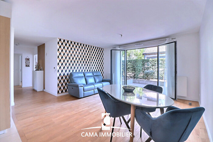 Fontenay-le-Fleury, Sables, Démènerie : Appartement 3 pièces à vendre