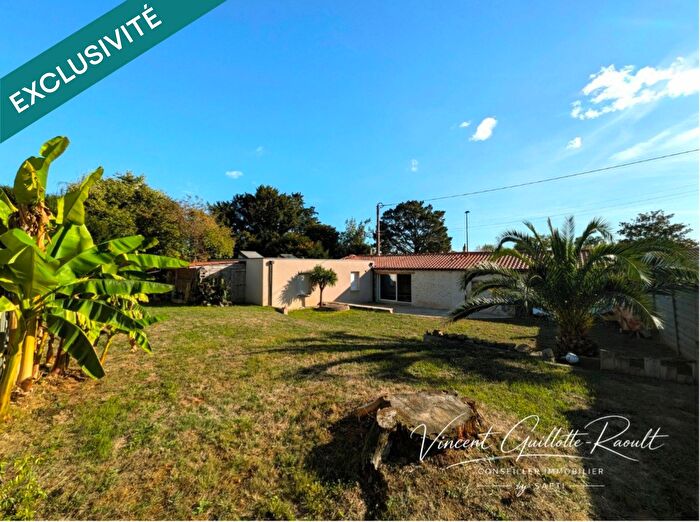 Maison 5 pièces à Saint-Léger-les-Vignes, à vendre