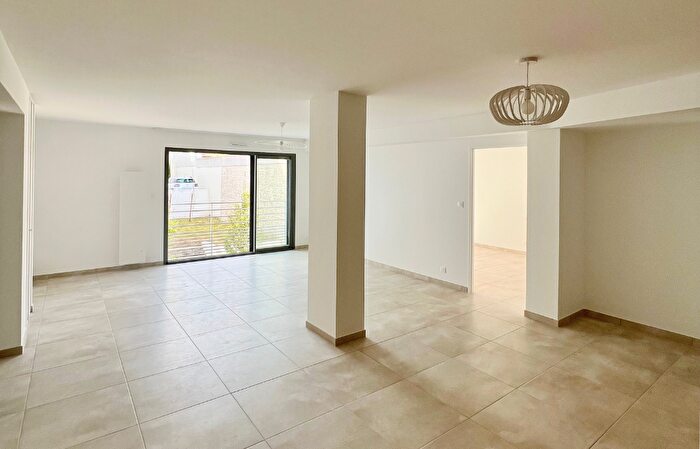 Appartement 3 pièces à Royan, Centre-ville, à louer