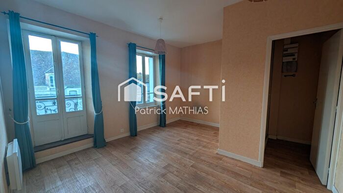 Villeneuve-sur-Yonne - Appartement 1 pièce à louer