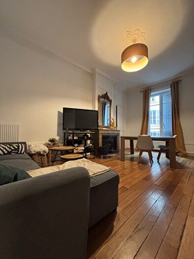 Appartement 3 pièces à vendre à Vienne, Centre-ville