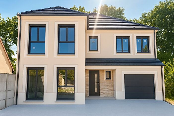 Maison 4 pièces à Juilly, à vendre
