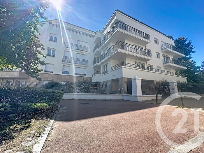 Saint-Cyr-l'École, Centre-ville : Appartement 3 pièces à vendre