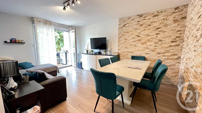 Appartement à vendre - Écouen - 3 pièces - 2 chambres