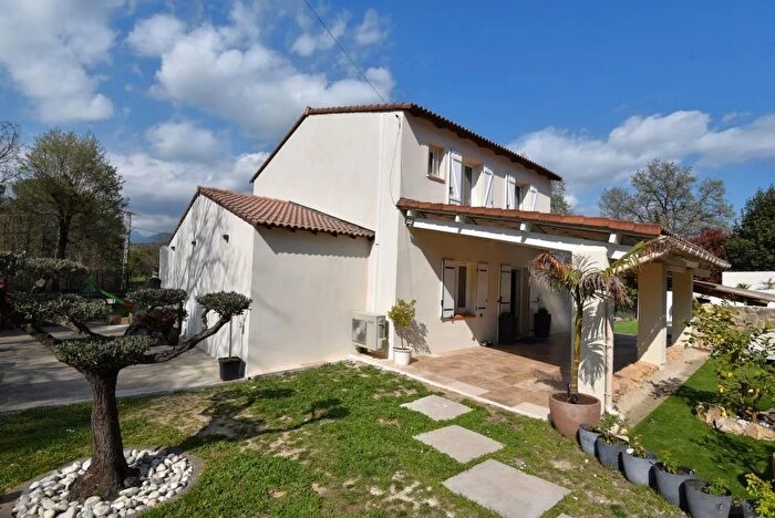 Maison à vendre - Callian - 6 pièces - 4 chambres