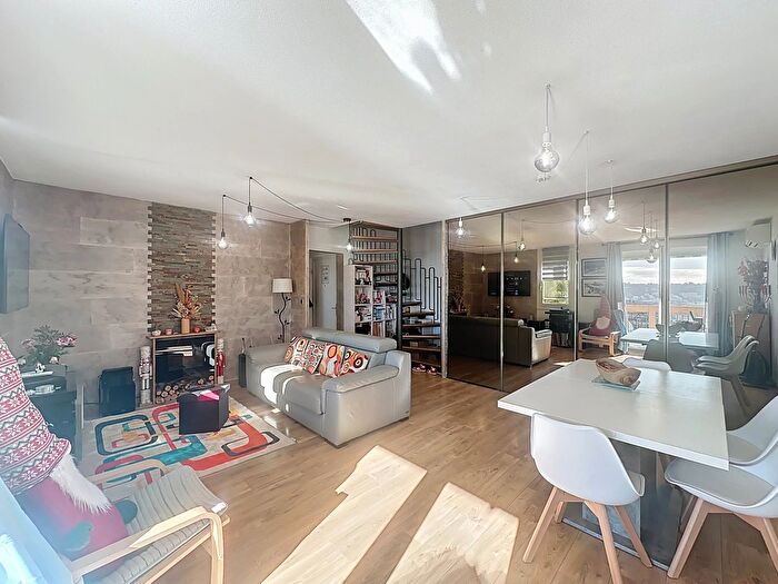 Appartement à vendre - Nice, Corniche Fleurie - 3 pièces - 2 chambres