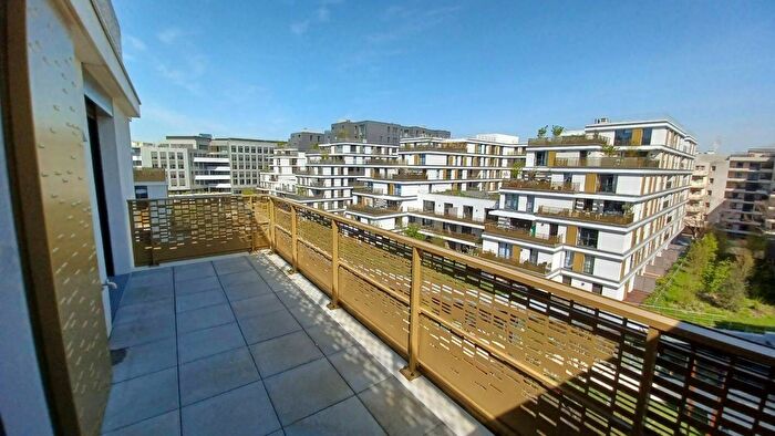 Espaces Jeunes, Issy-les-Moulineaux - Appartement 3 pièces à louer