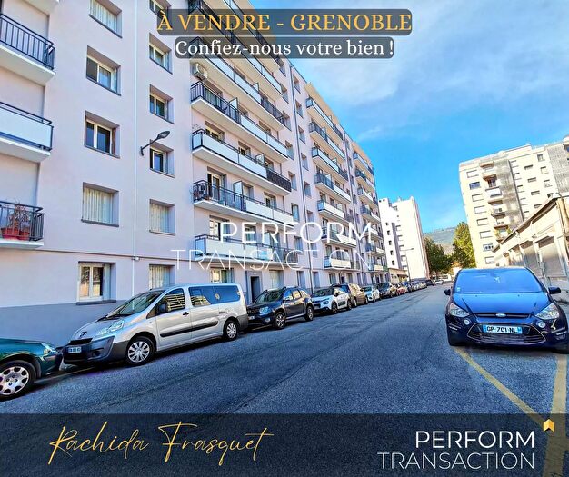 Appartement 3 pièces à Grenoble, Rondeau, à vendre