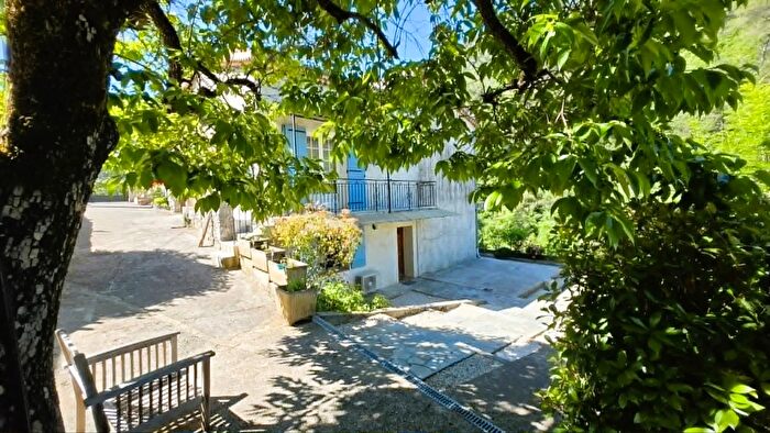 Maison 6 pièces à LEscarène, à vendre