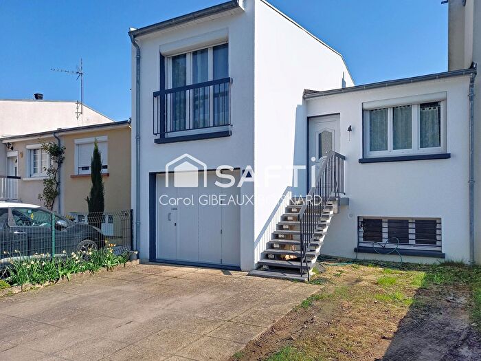 Maison à vendre - Châteaudun, Beauvoir - 4 pièces - 3 chambres