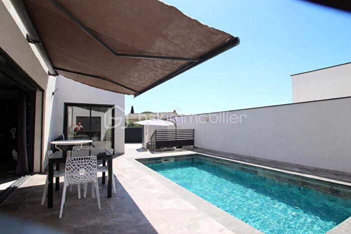 Maison à vendre - Milhaud - 4 pièces - 3 chambres