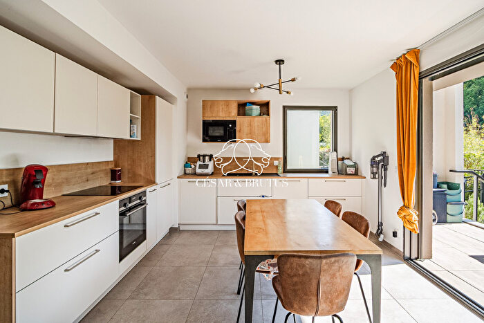 Appartement à vendre - Limonest - 4 pièces - 3 chambres