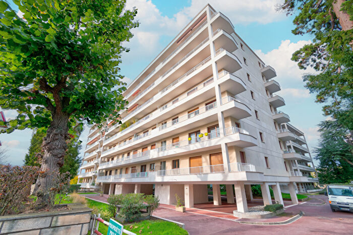 Appartement 5 pièces à Saint-Germain-en-Laye, Bergette, Debussy, à vendre