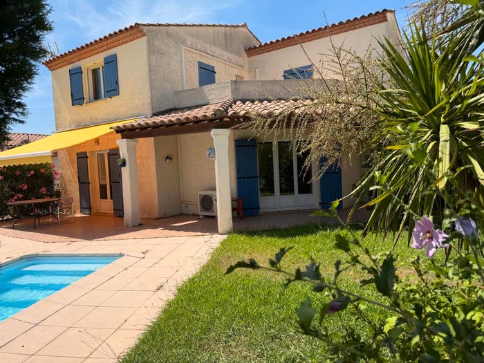 Maison 4 pièces à Bellegarde, à vendre