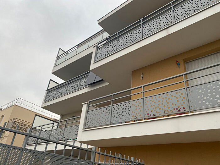 Appartement à vendre - Limay, Gare, Lycée, Robespierre - 2 pièces - 1 chambre