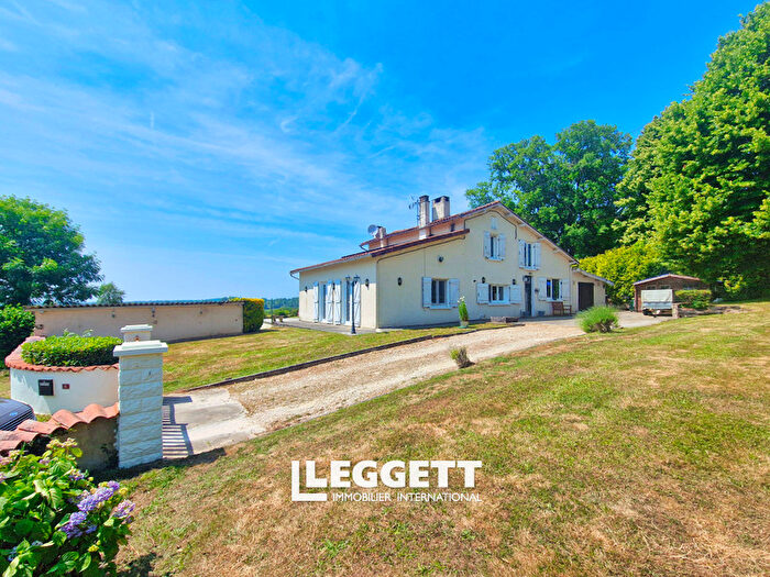 Maison à vendre - Saulgond - 6 pièces - 4 chambres