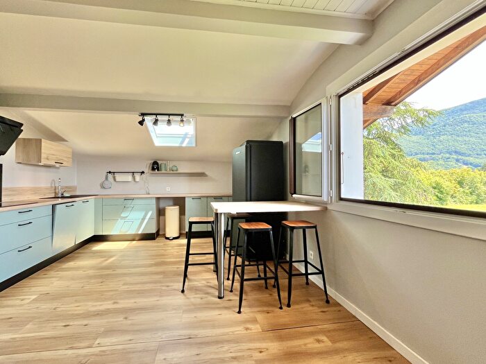 Appartement à vendre - Annecy-le-Vieux, Annecy-le-Vieux Est - 5 pièces - 4 chambres