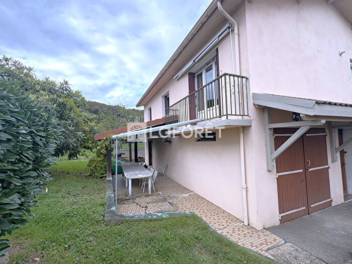 Maison à vendre - Givors, Plaines, Varissan - 5 pièces - 2 chambres