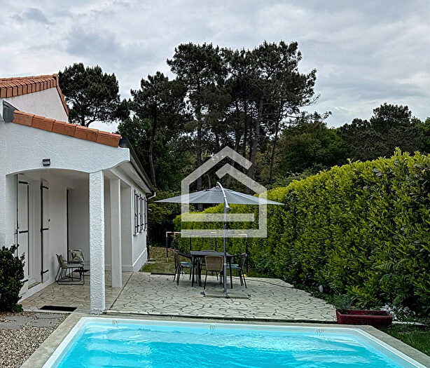 Maison à vendre - Saint-Aubin-de-Médoc - 5 pièces - 4 chambres