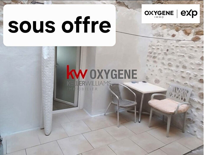 Maison 4 pièces à Pia, à vendre