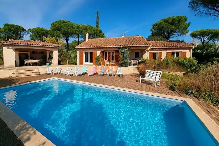 Maison à vendre - Le Muy - 5 pièces - 4 chambres