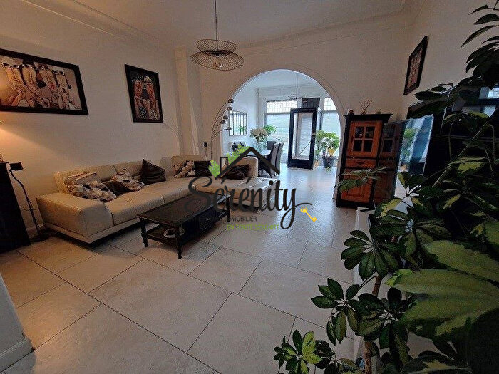 Maison à vendre - Loos, Centre-ville - 7 pièces - 4 chambres