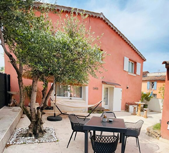Roquebrune-sur-Argens, Village : Maison 3 pièces à vendre