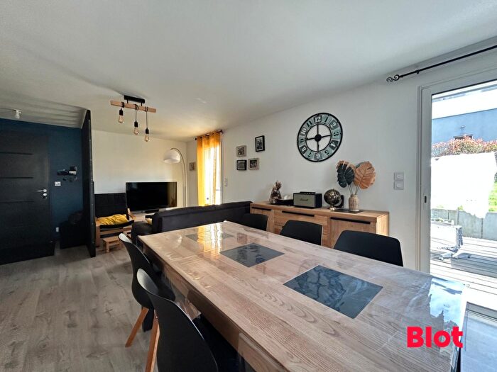 Mézières-sur-Couesnon - Maison 6 pièces à vendre