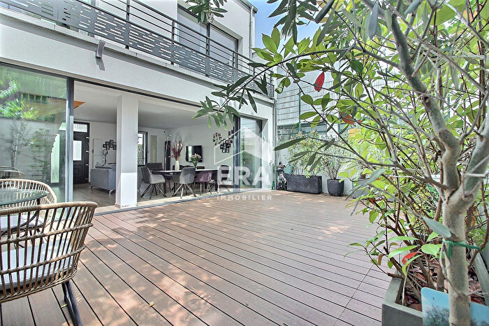 Maison à vendre - Saint-Ouen, Centre-ville - 6 pièces - 4 chambres