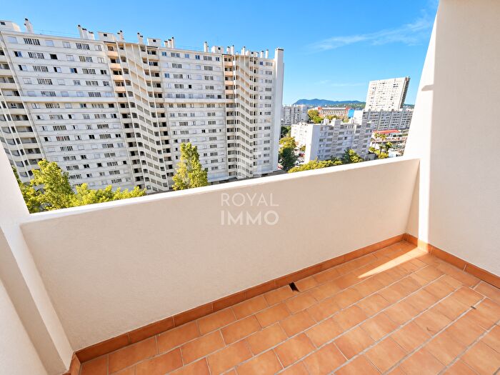 Appartement 3 pièces à vendre à Toulon, Le Port