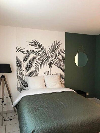 Appartement à louer - Barbâtre-Saint Remy-Verrerie, Reims - 1 pièce