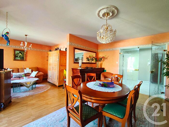 Appartement à vendre - Hoenheim - 4 pièces - 2 chambres