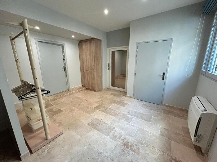 Maison 8 pièces à louer à Tours, Grammont