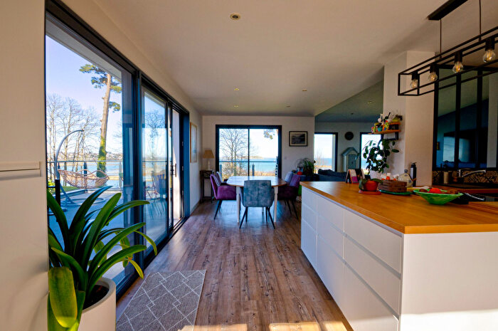 Maison à vendre - Perros-Guirec - 6 pièces - 5 chambres