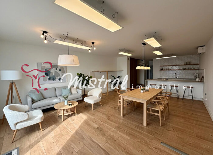 Appartement à vendre - Aigues-Mortes - 2 pièces - 1 chambre