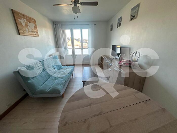 Appartement à louer - Reims, Neufchatel, Orgeval, Laon, Zola - 2 pièces - 1 chambre