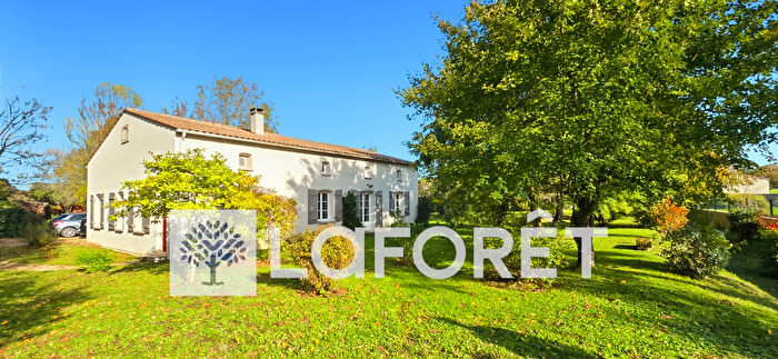 Maison à vendre - Saint-André-de-Lidon - 6 pièces - 5 chambres