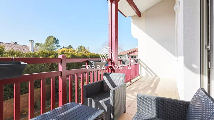 Appartement à vendre - Saint-Vincent-de-Tyrosse - 3 pièces - 3 chambres