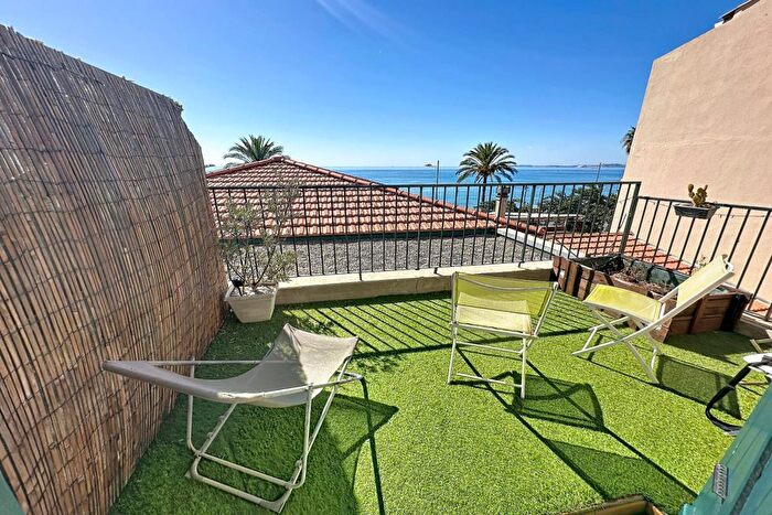 Cagnes-sur-Mer, Le Cros de Cagnes, Les Vespins - Appartement 2 pièces à vendre